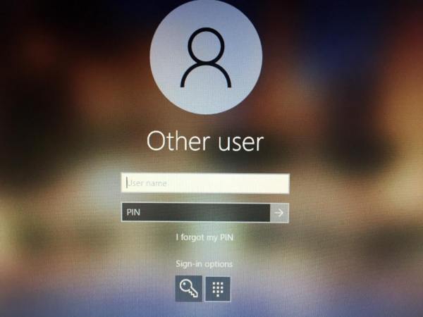 Click Here Windows Password Reset Using CMD Tools USB